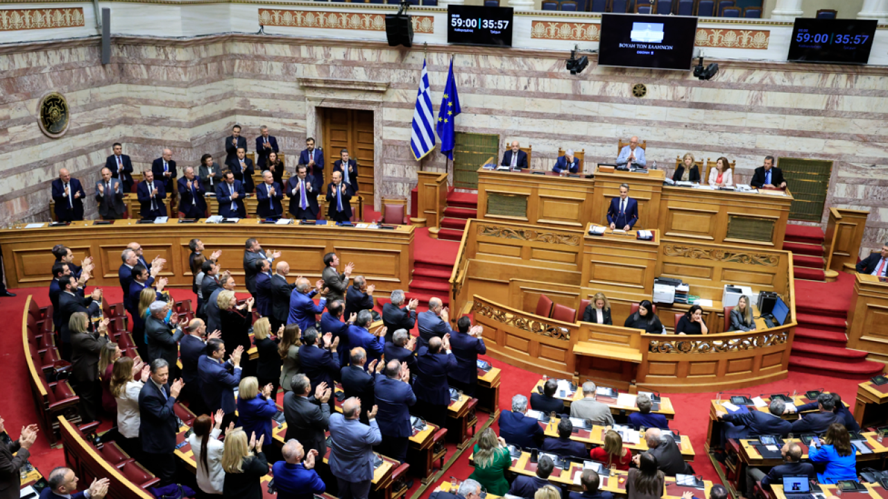 Βουλή: Νόμος του κράτους ο προϋπολογισμός – Οι κόντρες που ξεχώρισαν