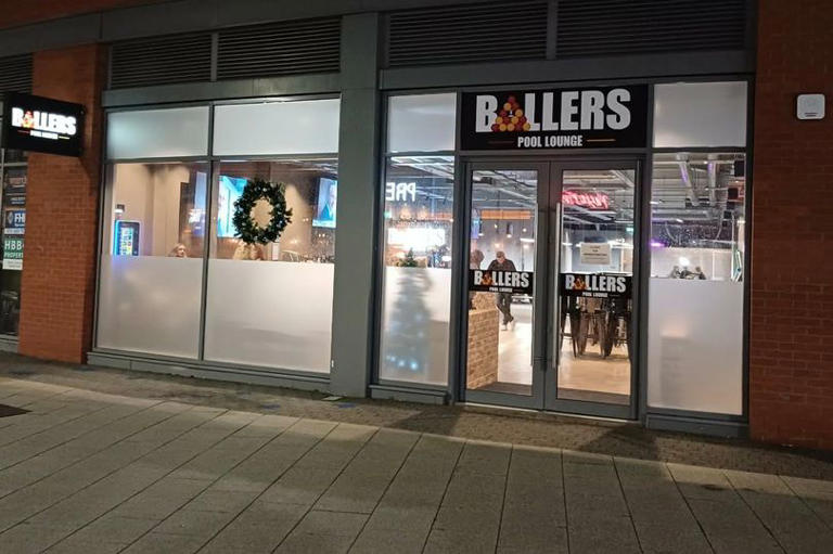 See inside the 'cutting edge' Leicestershire sports bar offering pints ...