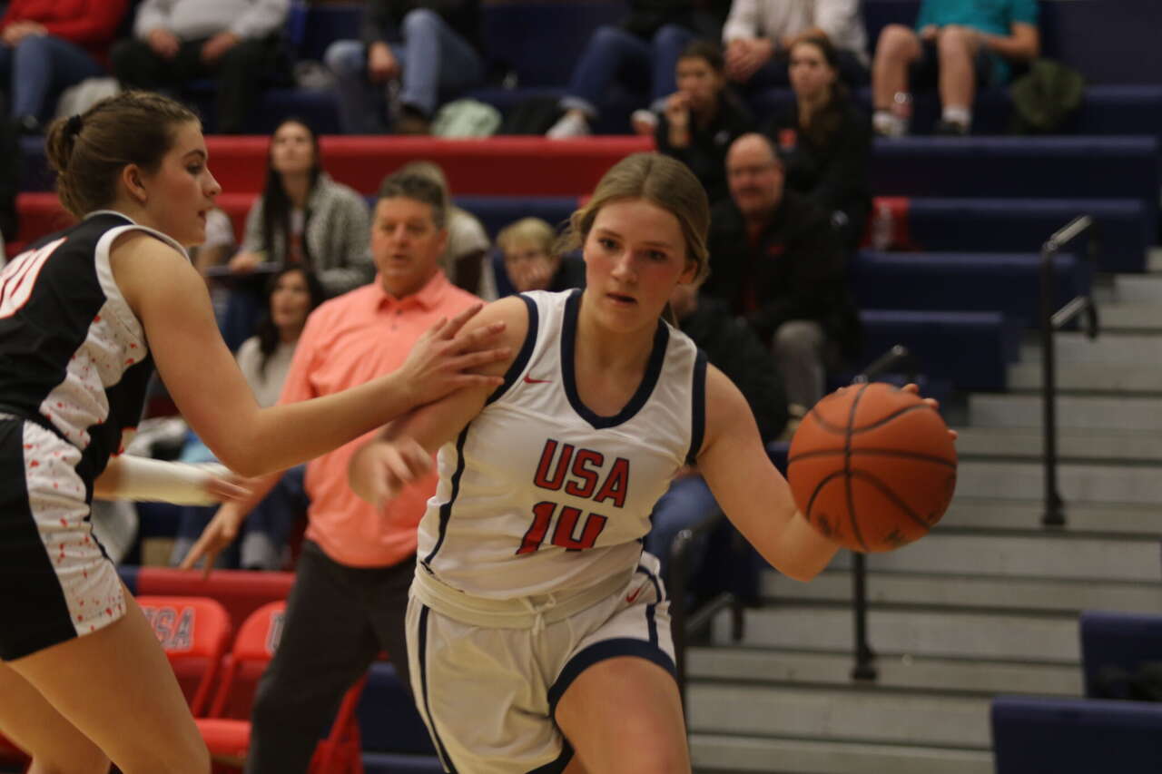 USA girls roll past Ubly 39-25 after 22-0 run