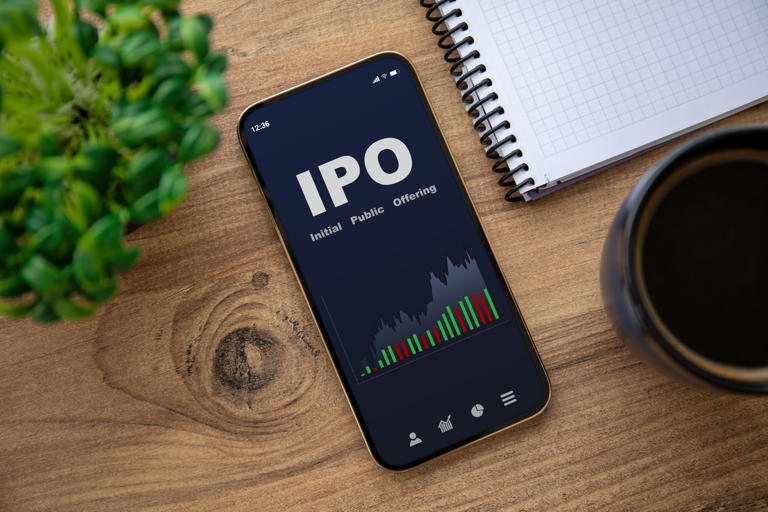 Medical supplier Medline prices IPO at $29, raises $6.26 billion