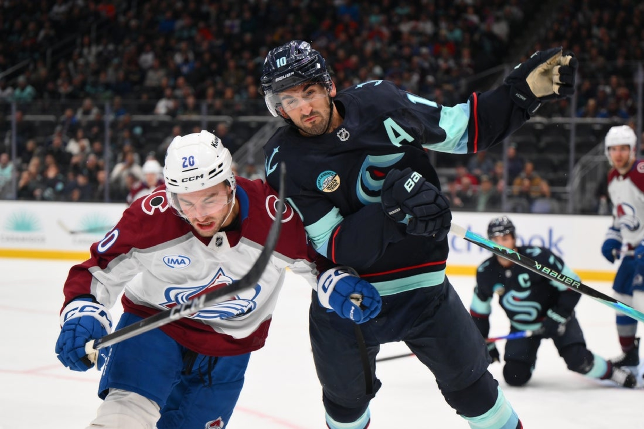 Nathan MacKinnon's third-period spree lifts Avalanche over Kraken