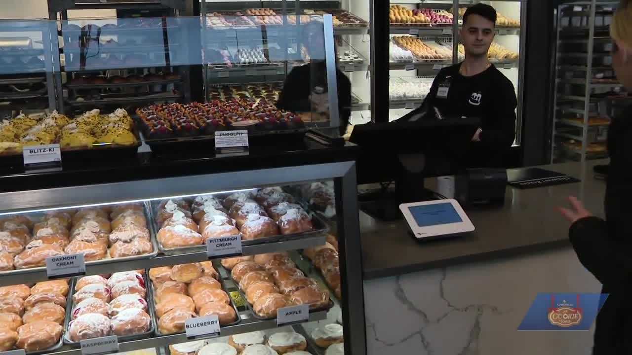 A sneak peek inside Oakmont Bakery