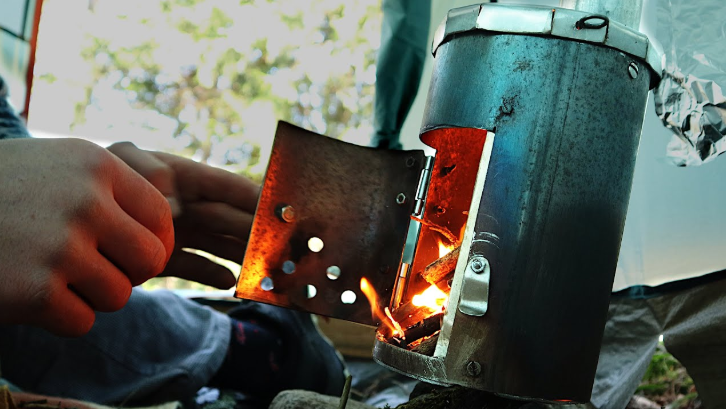 Building a small camping stove – hot tent fire test