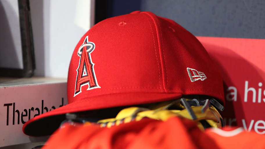 Unexpected hero of the 2025 Cubs' bullpen signs one-year deal with the ...