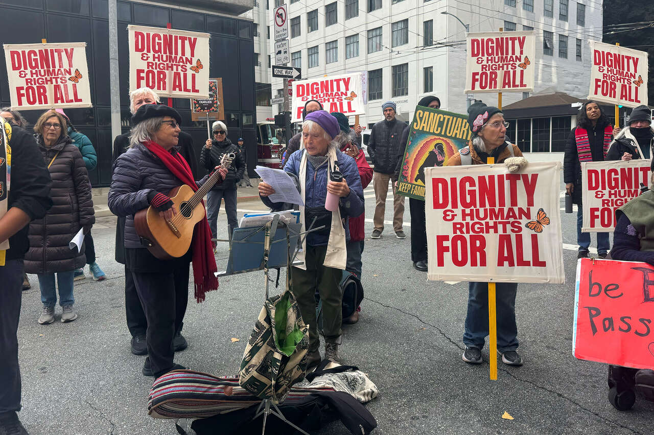 Bay Area faith leaders chain themselves outside SF ICE field office in ...