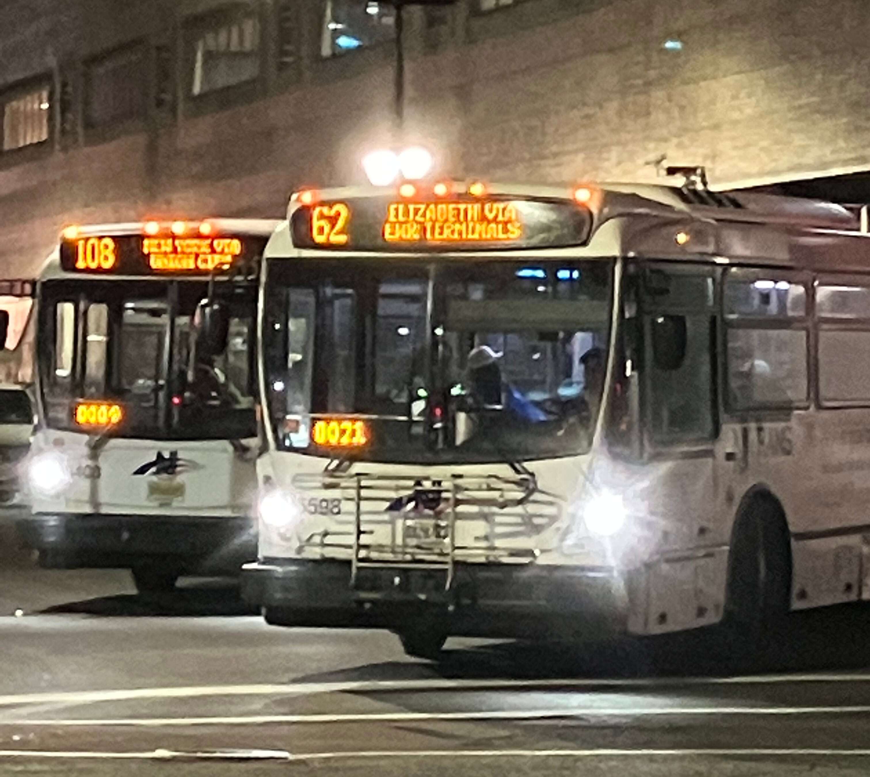 8 hospitalized after tractor trailer rear-ends NJ Transit bus