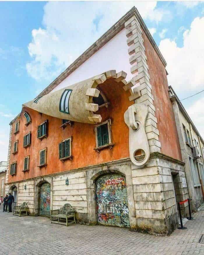 35 cool and interesting buildings from around the world that look like ...