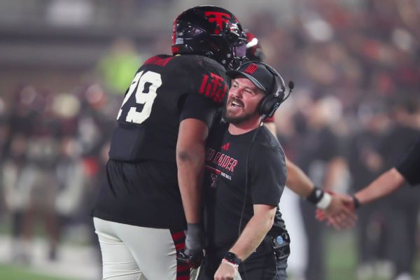 Texas Tech extends 3 coordinators, GM through 2028 season
