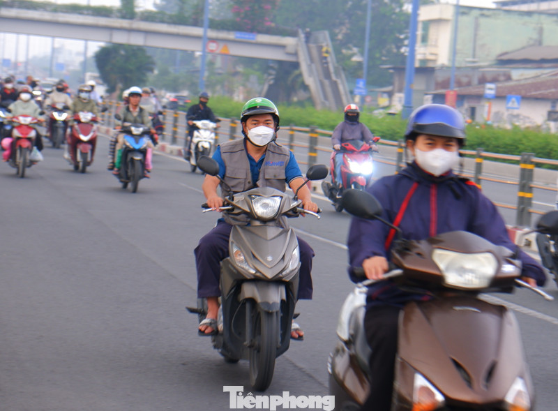 TPHCM sắp đón nhiều đợt mưa trái mùa