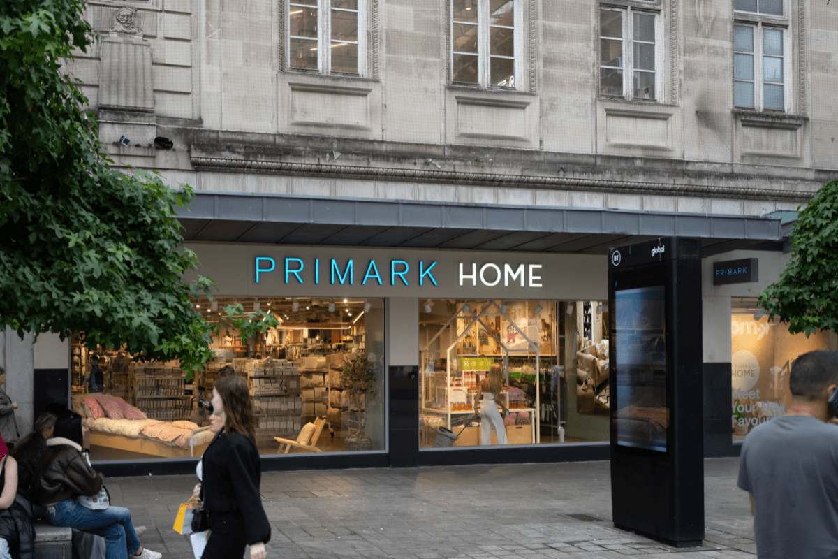 Primark's 'stunning' lounge chair brings retro style without the ...