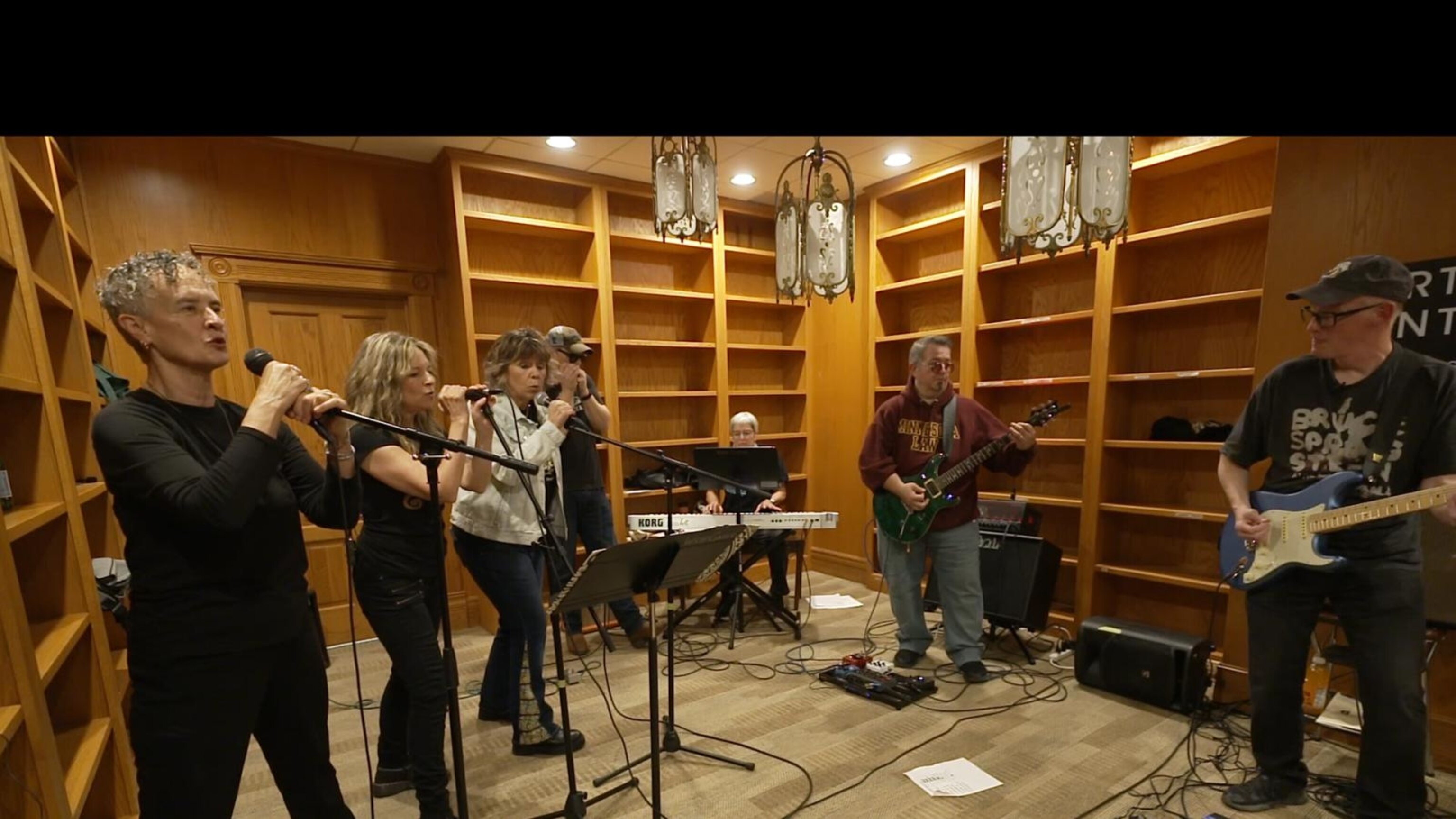 Judges form band as threats towards them surge