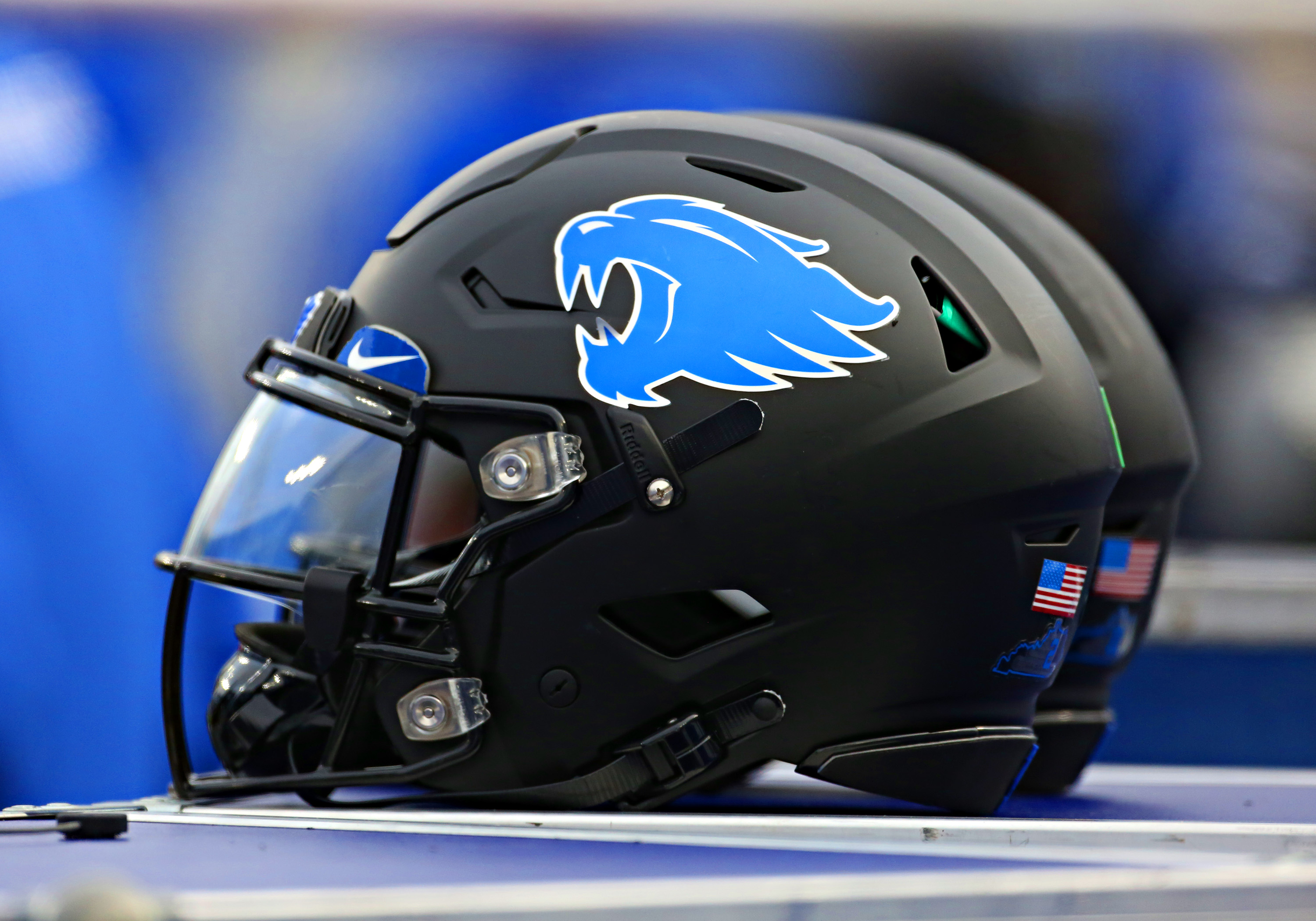 Kentucky football lands transfers Mark Manfred and Spencer Radnoti
