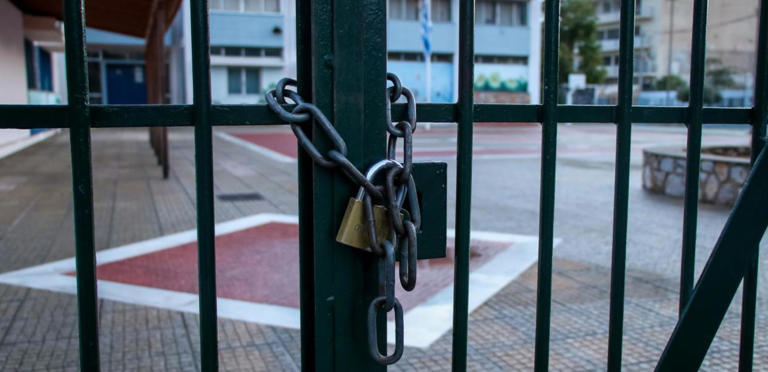 Στην Κυψέλη, στο γυμνάσιο όπου η 16χρονη μαχαίρωσε την 14χρονη, μαθητές ...