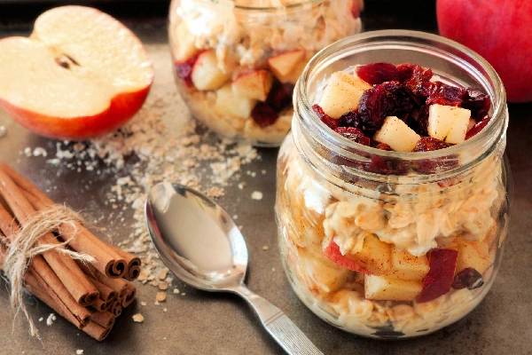 Overnight oats flavor combinations for busy mornings