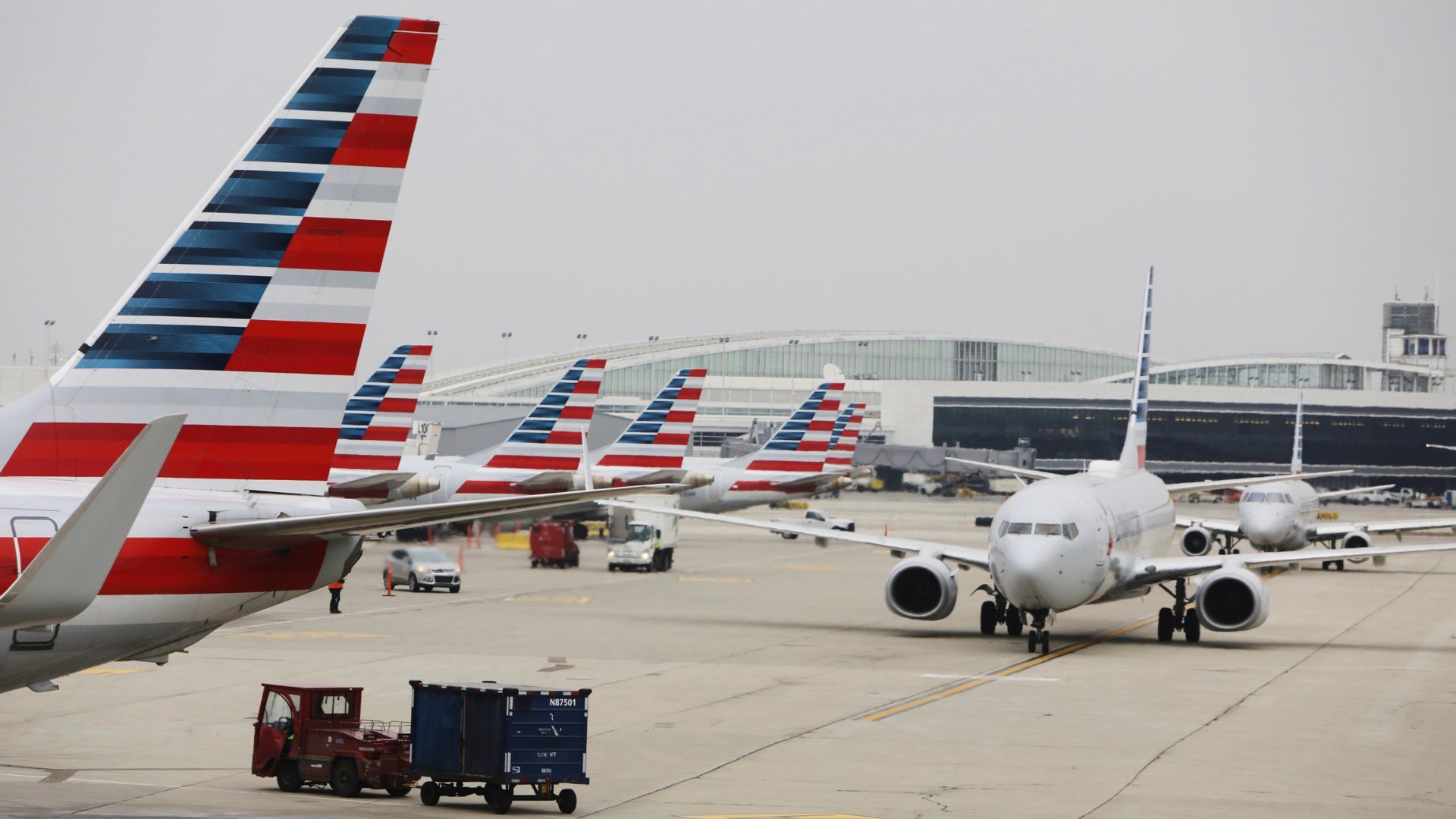 $36M lawsuit: Were minority pilots 'railroaded' by American Airlines ...