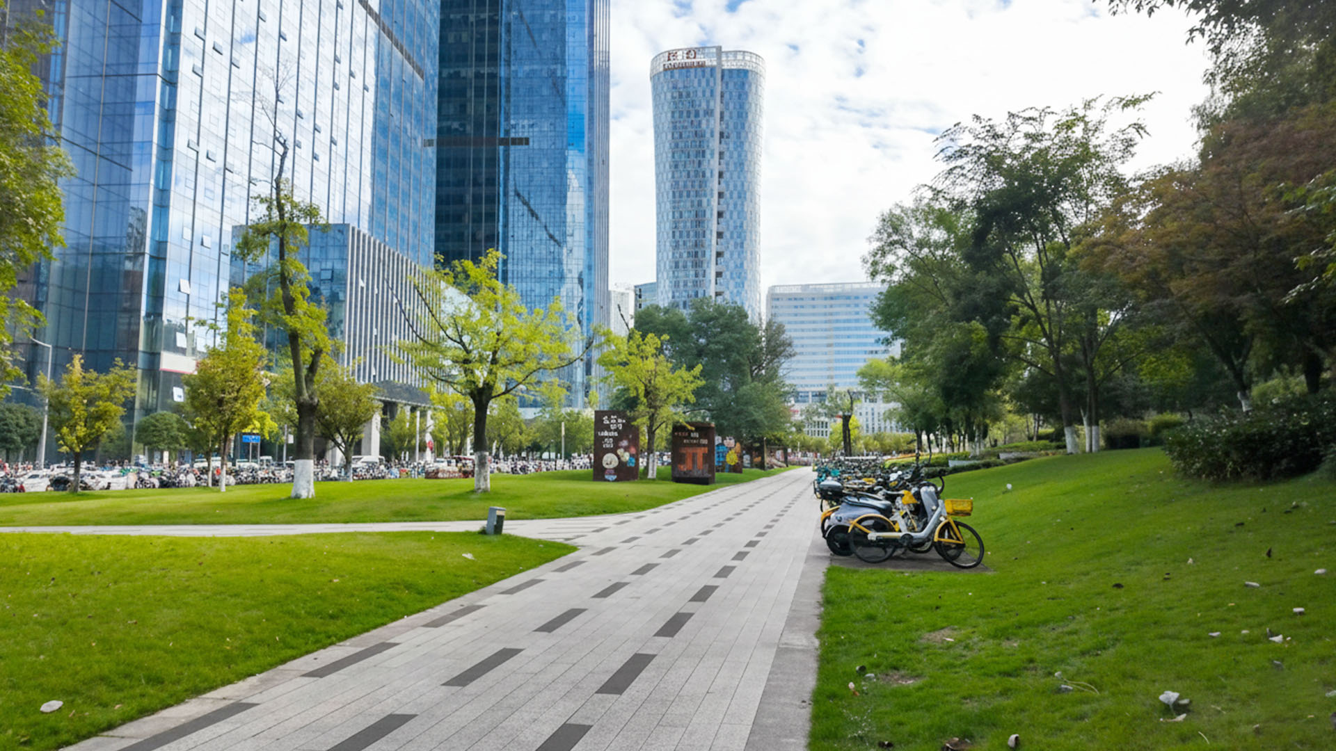 Chengdu balances nature and skyscrapers beautifully