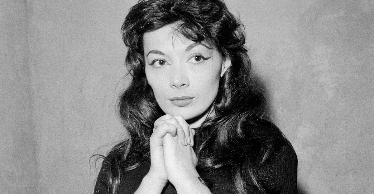 Juliette Gréco was so enchanting, she inspired the Beatles' hit ...