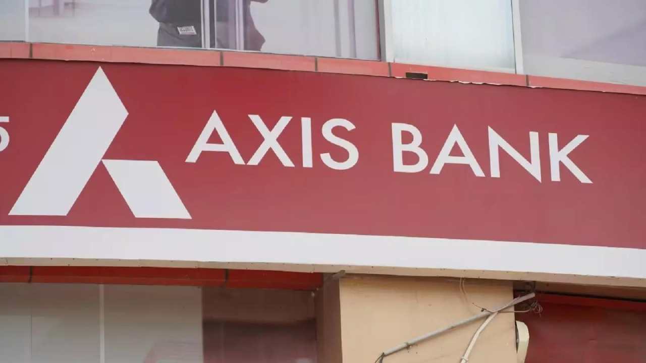 Axis Bank partners Google Pay to launch UPI credit card