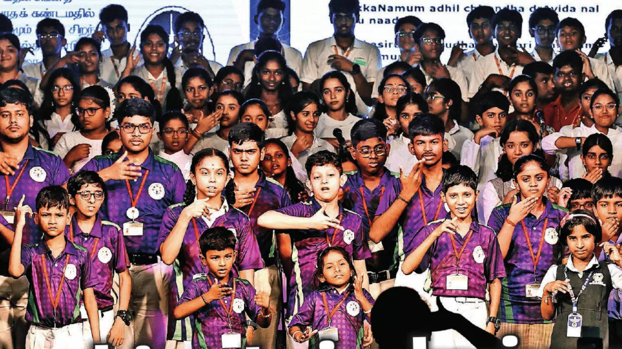 Mayakum Margazhi: Margazhi gets inclusive with a sign-language choir!