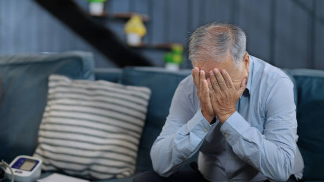 How dementia quietly takes shape in the brain: Doctor explains the ...