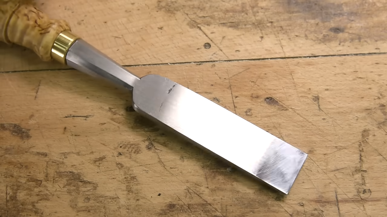Forging a custom wood chisel from scratch