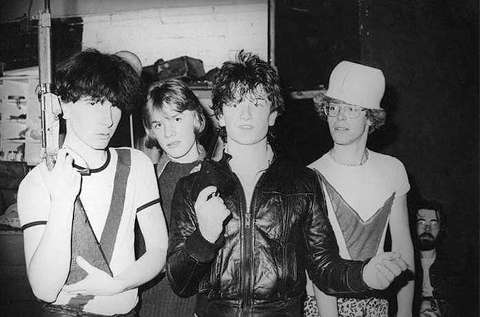 15 almost unrecognizable bands from their early days