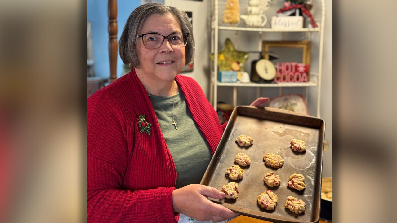 Milwaukee woman keeps mother's memory alive through We Energies Cookie ...