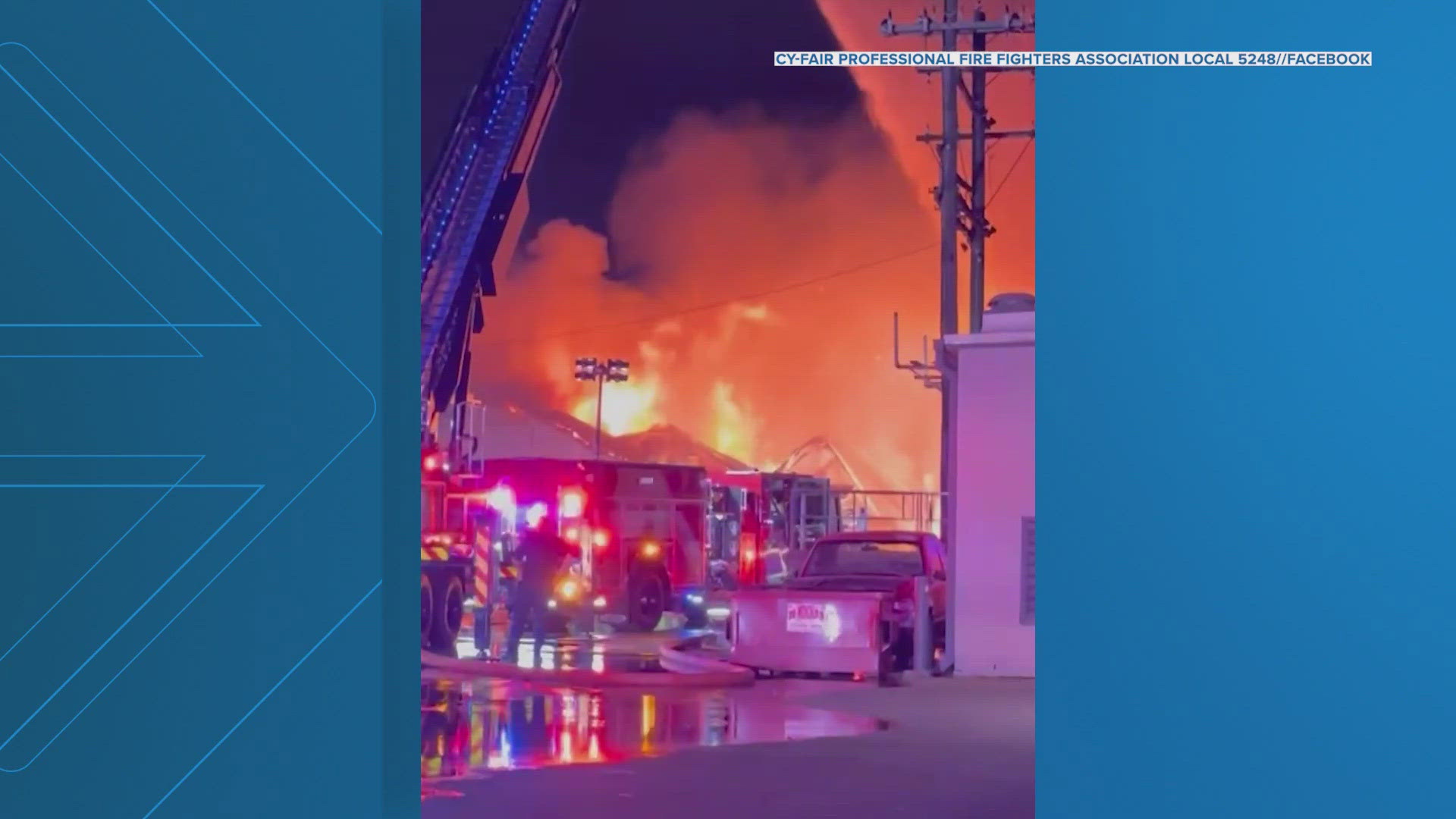 Fire breaks out at northwest Harris County commercial building