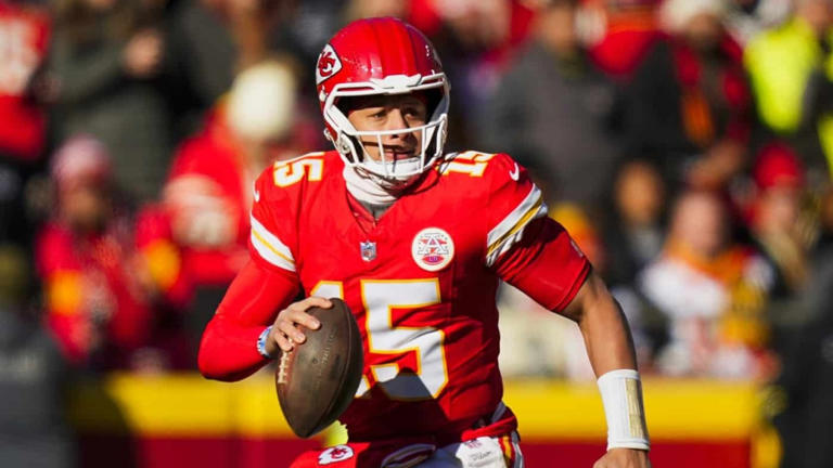 'It ain't close': Colin Cowherd makes bold Josh Allen-Patrick Mahomes claim