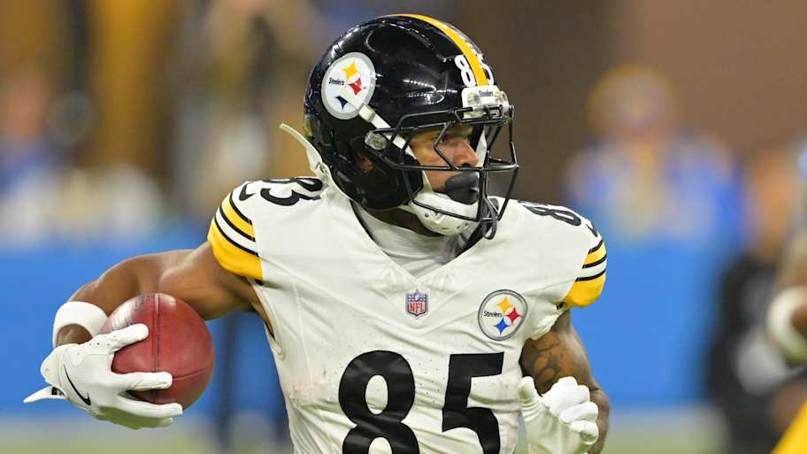 Steelers let talented WR join division rival