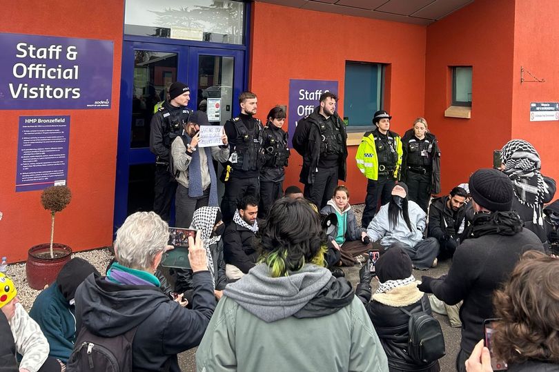 Coventry MP Zarah Sultana prison protest latest as police arrive