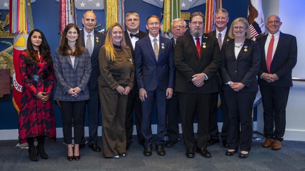 Pax River leaders win DoD award