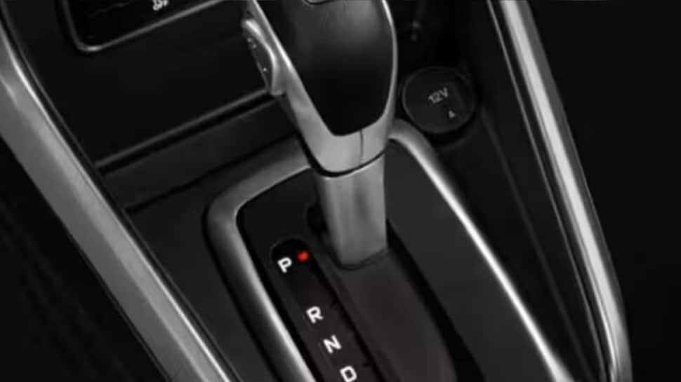 Automatic vs manual car: Which one is best for you - explained
