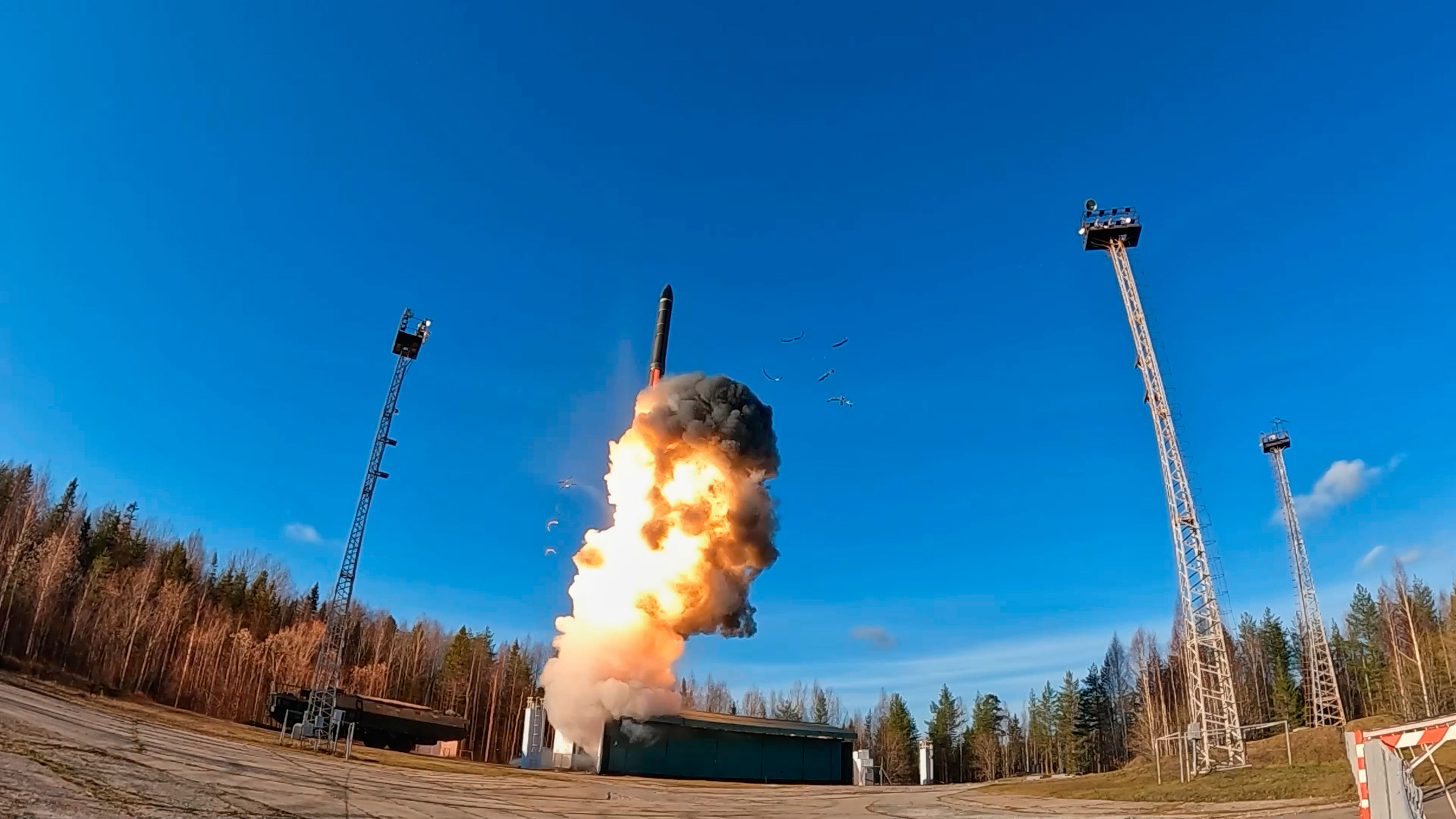 Putin touts latest nuclear-powered, hypersonic missiles: "Combat duty"