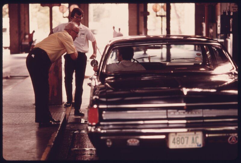 12 old school driving tips your parents swore by that are banned now