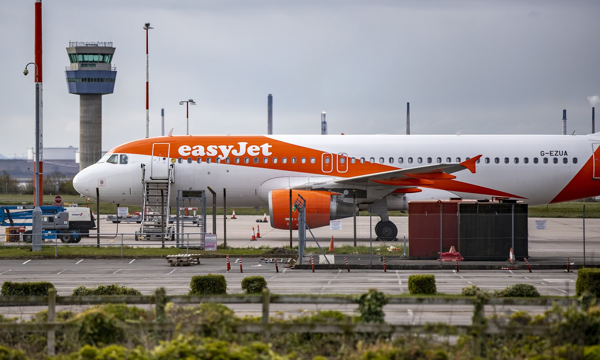 EasyJet passengers refused exit from flight - despite landing in ...