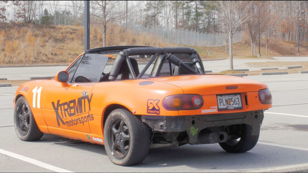 Why Miatas are so incredible - NA track Miata review