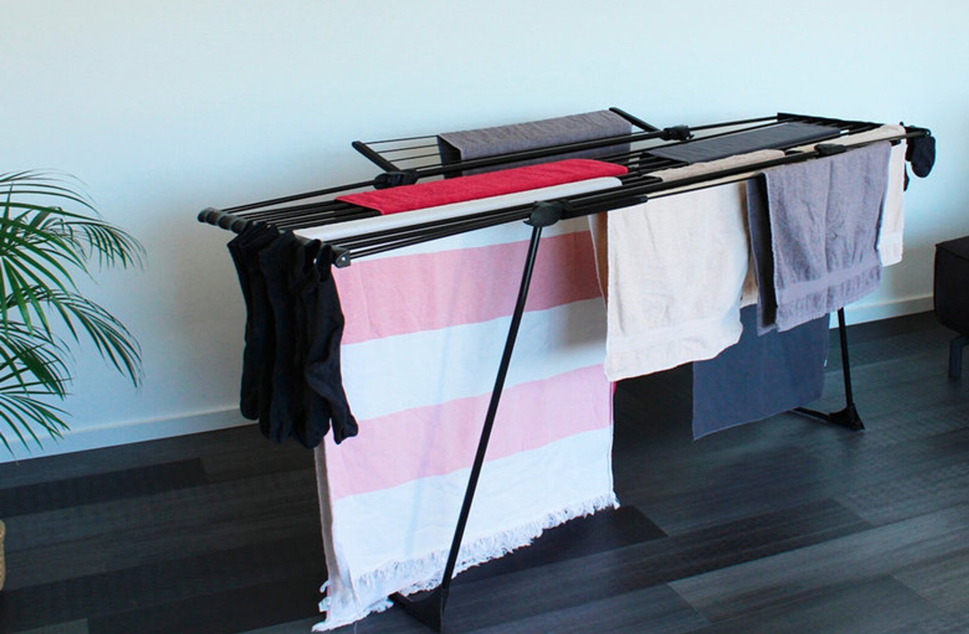 Mit diesem Tchibo‑Wäscheständer sparst du Platz und trocknest effizienter