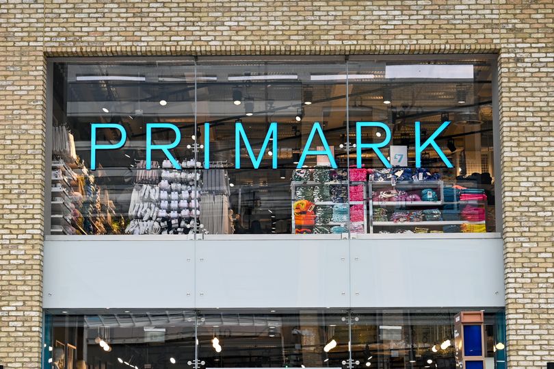 'Lovely' £9 Primark bow 'adds festive charm to homes' and comes in two ...