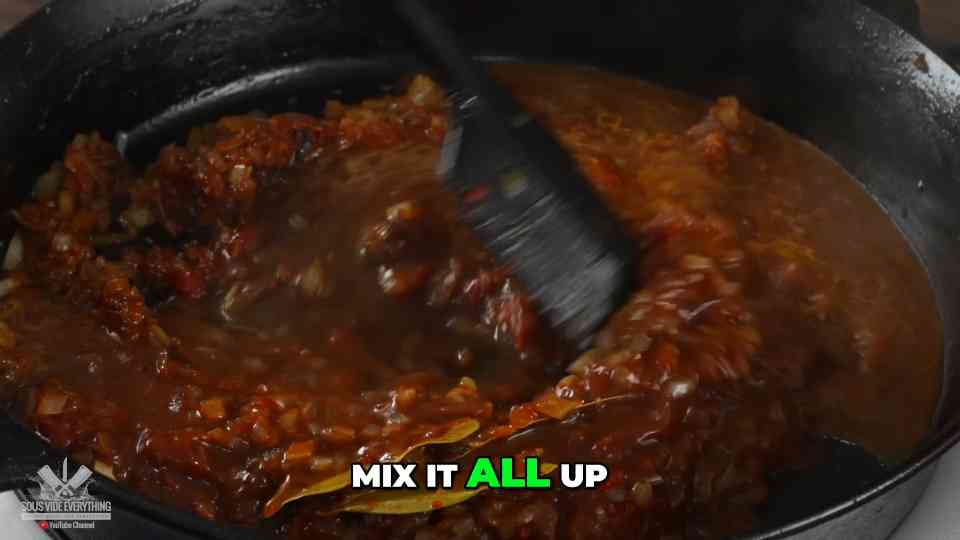 Easy homemade meat pie recipe - delicious & simple!