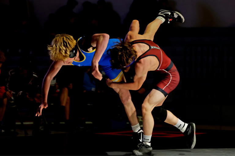 Bangor wrestling piles up bonus points in win over Wilson (photos)