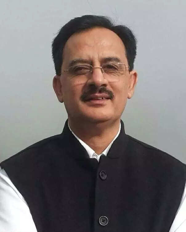 Industries minister launches department website