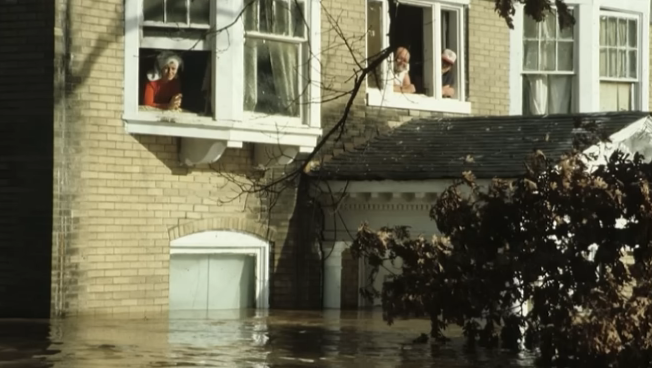 How a US town became too toxic to exist