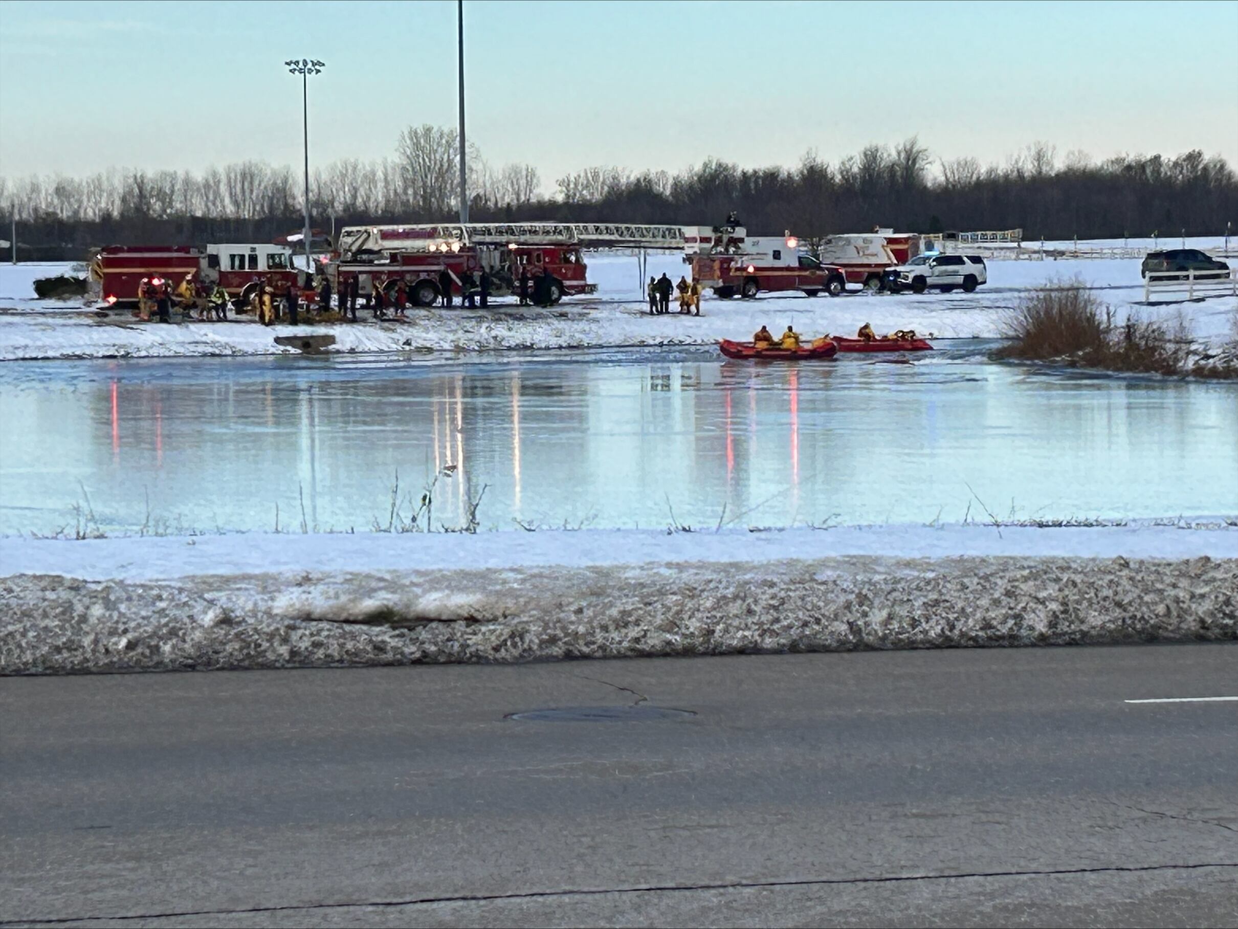 Man, 2 dogs recovered from pond at VOA MetroPark