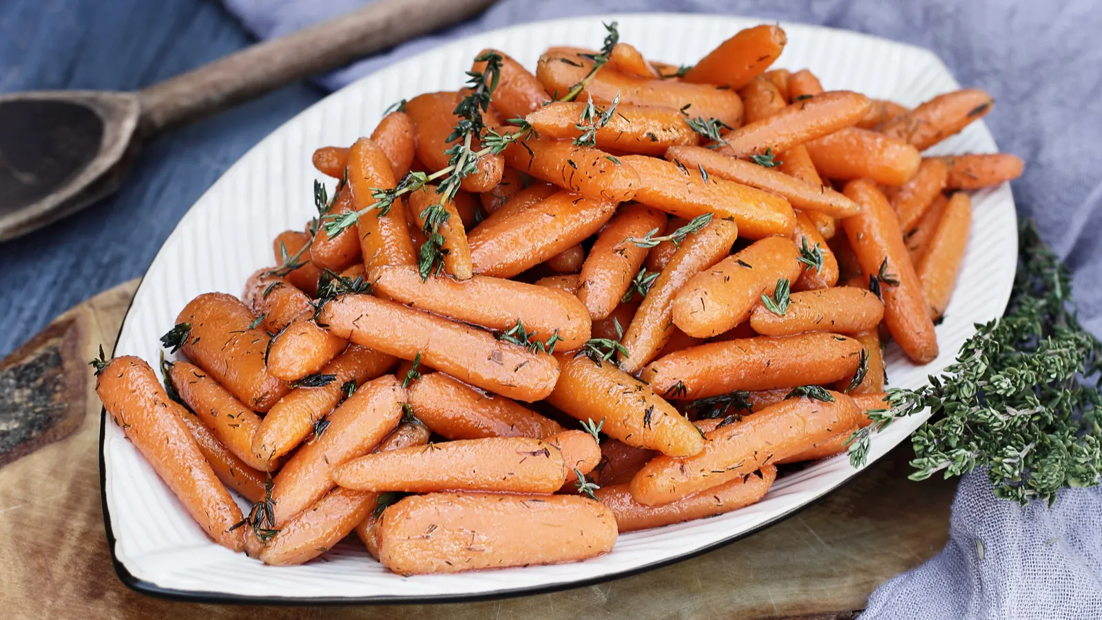 A foolproof method for making sweet honey roasted carrots at home
