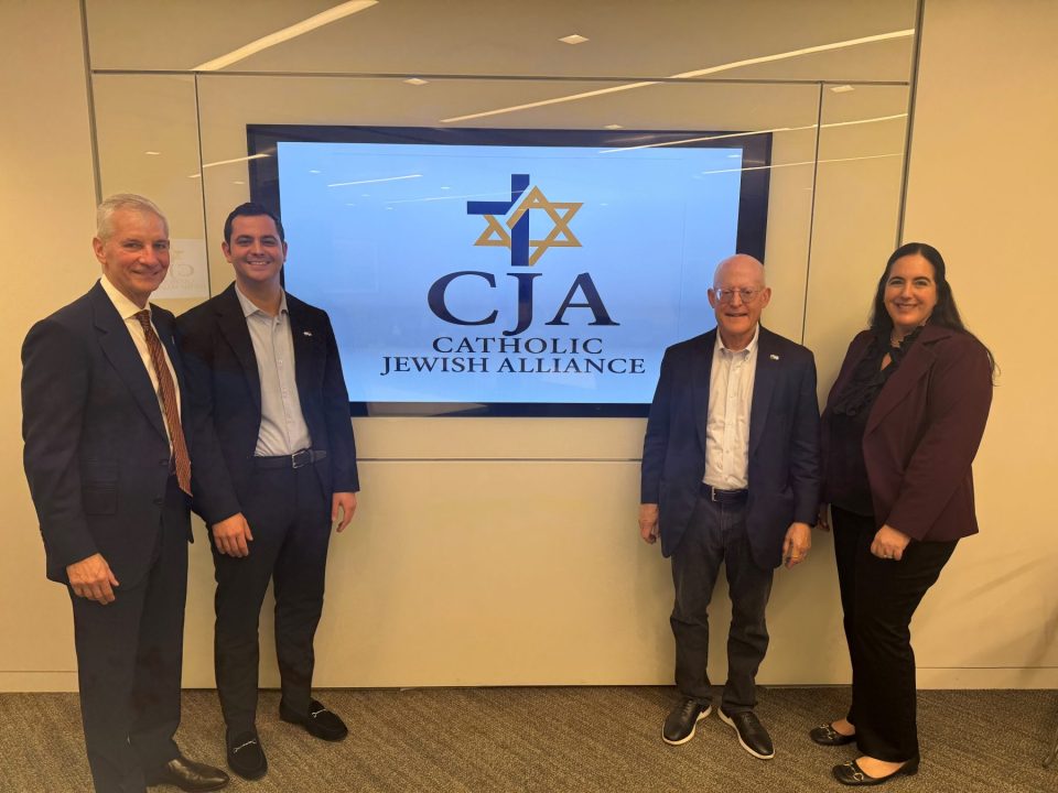 Shutts & Bowen LLP hosts Juan Caldés for interfaith dialogue event in Miami