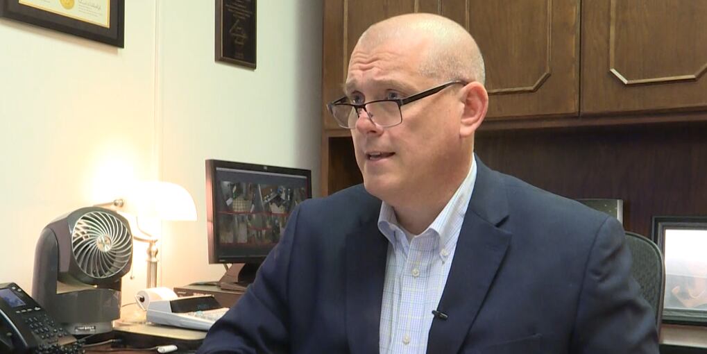 Martin County Sheriff Drew Robinson will run as an independent candidate