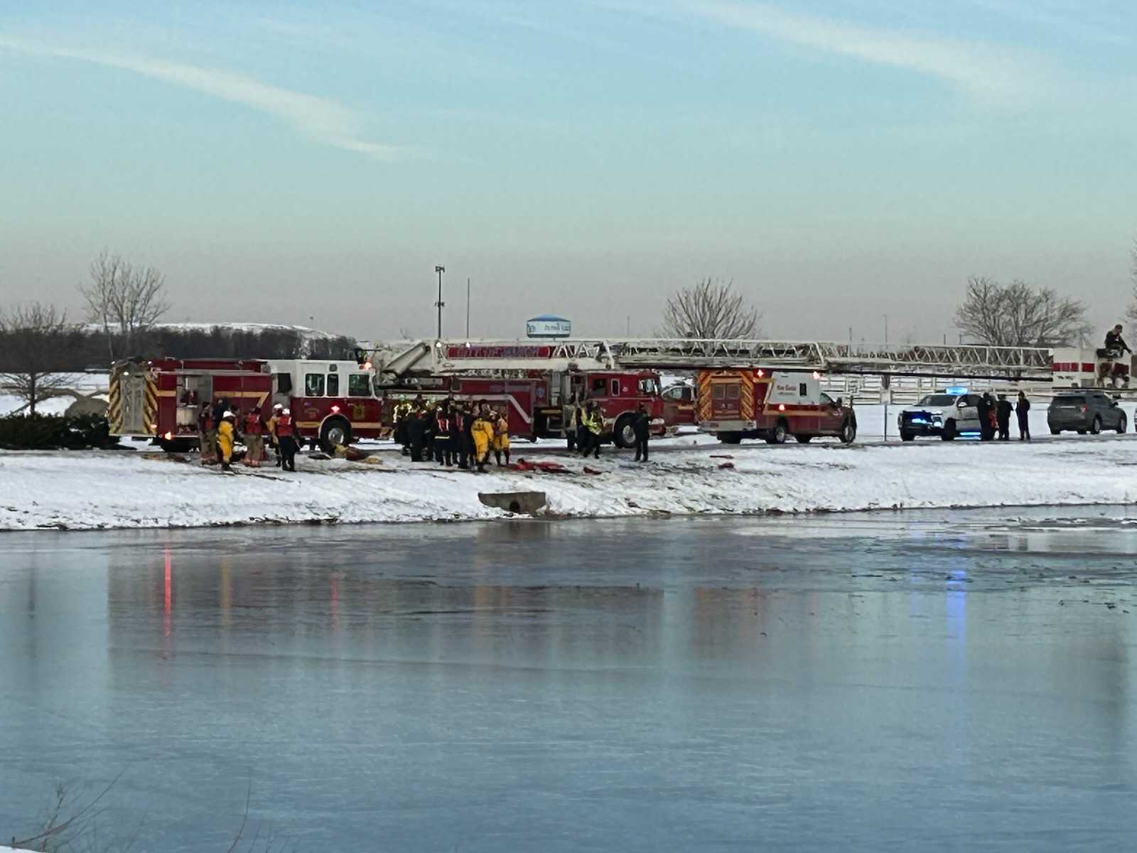 Man, two dogs found dead in icy lake following search at VOA Metro Park