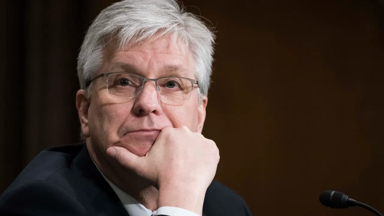 Waller's odds for Fed chair nomination surge after the Fed governor's ...