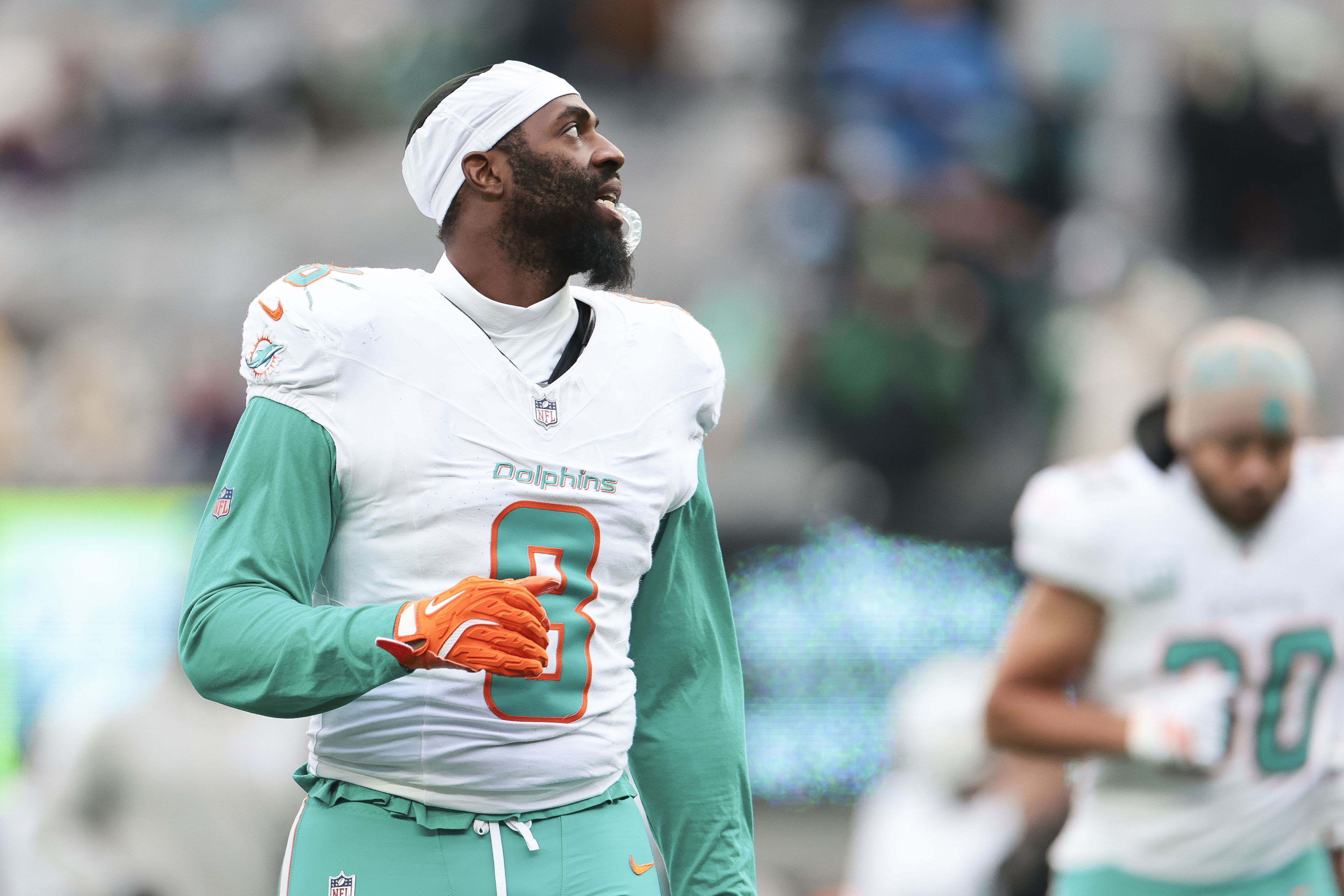 Miami Dolphins release veteran OLB Matthew Judon